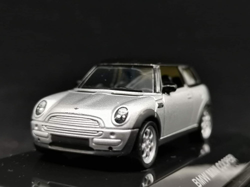 Mini Cooper 2001 Silver AutoArt 20021 | Dieharddiecast