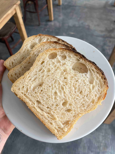 לחם איטלקי ענק Vintage מרובע 1.1 קילו | WILD BREAD