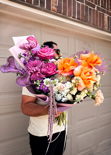 Creative Bouquet L - Unique Flowers & Delivery In Houston | KVITKAFA