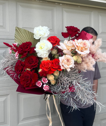 Creative Bouquet L - Unique Flowers & Delivery In Houston | KVITKAFA