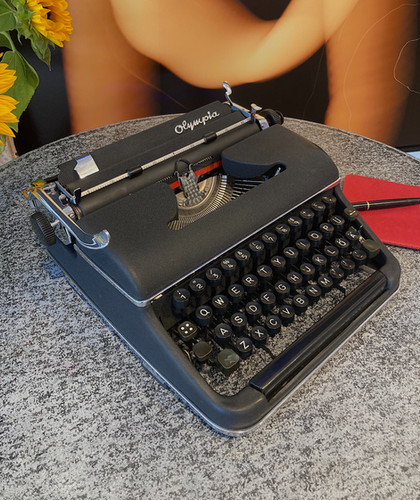 Sorry Sold 1950 Olympia Sm2 Typewriter — Very Early With Round Keys Acme Type Machines
