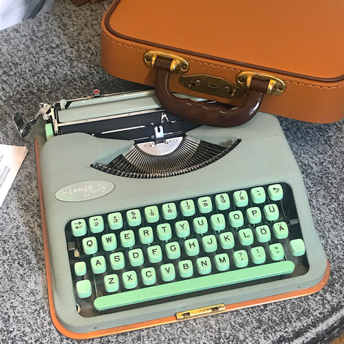Hermes Baby Typewriter with DeLuxe Case 1958 | Acme Type Machines