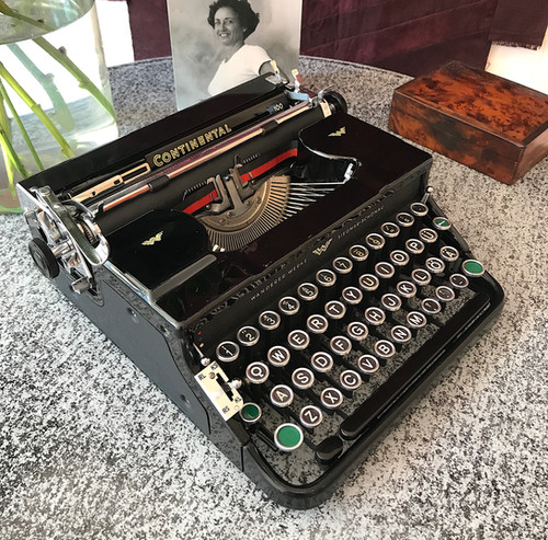 Continental 100 Typewriter Rare 1940 | Acme Type Machines