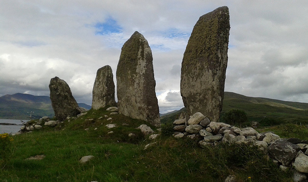 Woven- reclaiming the inner Wise Woman | Ally Stott - Oxford