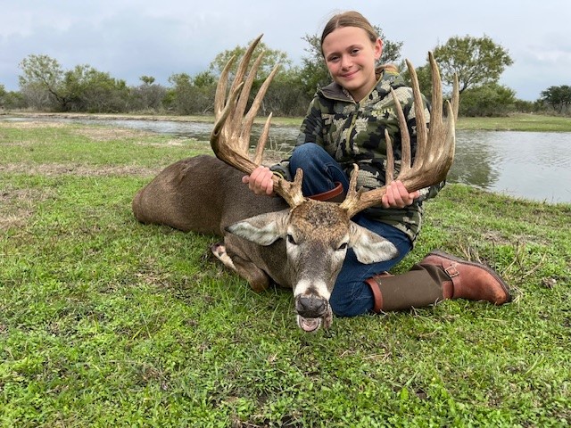 HIGH FENCE DIVISION | Big Buck