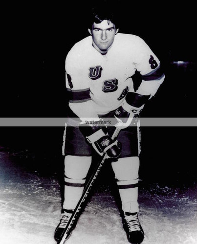 MARK PAVELICH USA MIRACLE ON ICE GOLD MEDAL B&W PHOTO | phillysportslegends