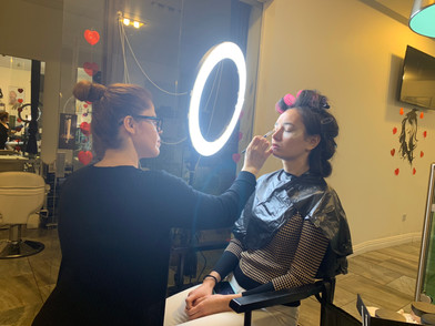 Niha Cuts and Beauty