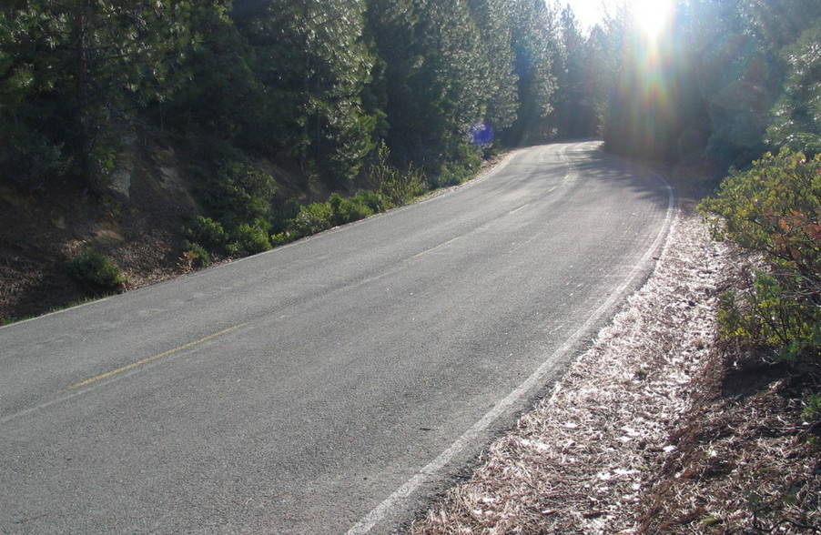 Mosquito Ridge Rd | California Motorcycle Roads | Pashnit.com