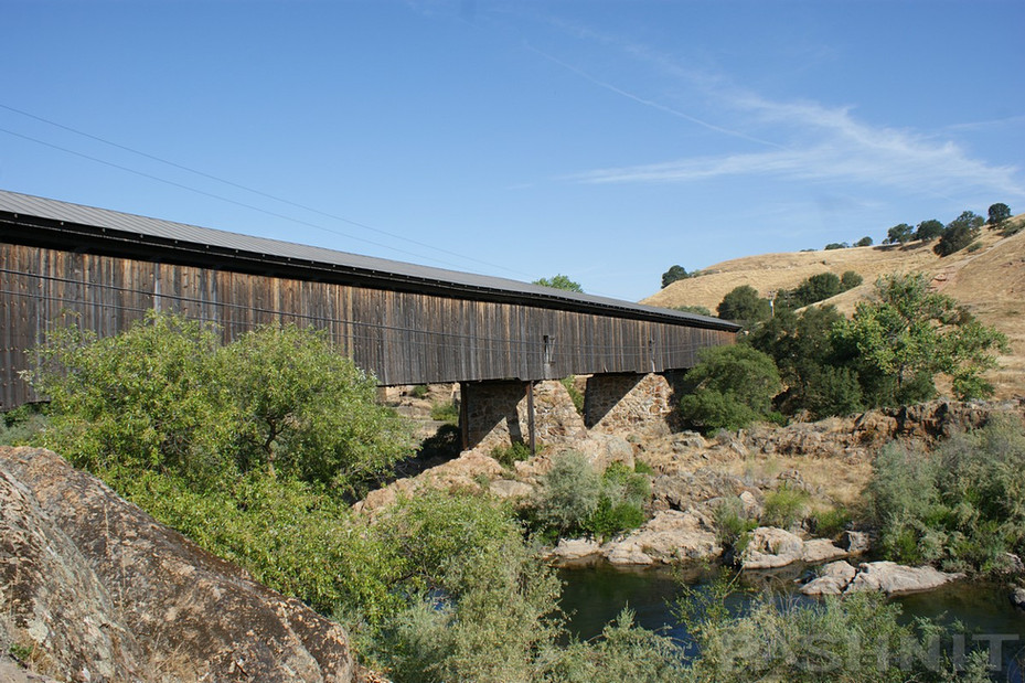 Knights Ferry Covered Bridge | California Motorcycle Roads | Pashnit