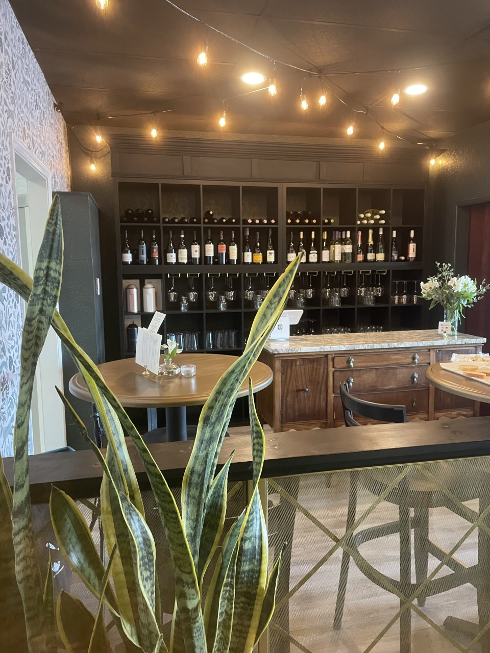 Wine & Drinks | Valley Social