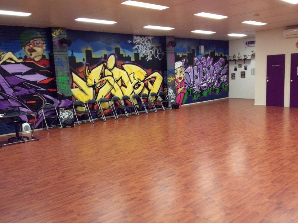 Fullscreen Page | streetdancestudios