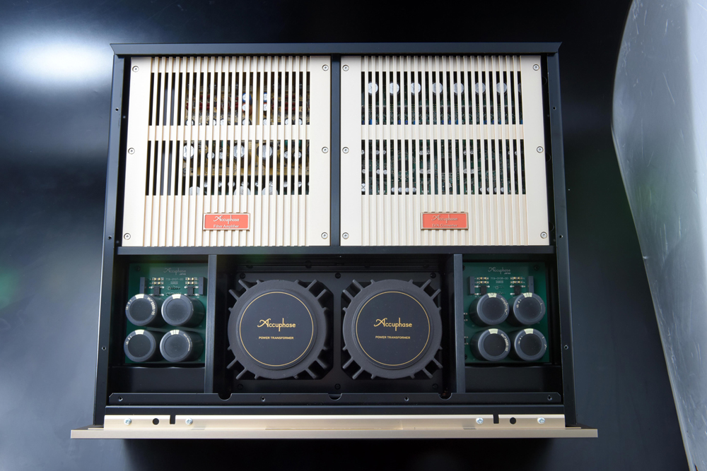 慶祝成立50週年的旗艦鉅作Accuphase DP-1000 + DC-1000