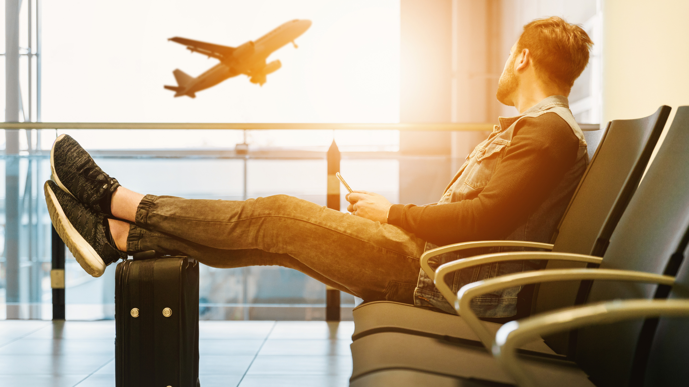 Airport vocabulary in Spanish: Essential words & phrases for travelers
