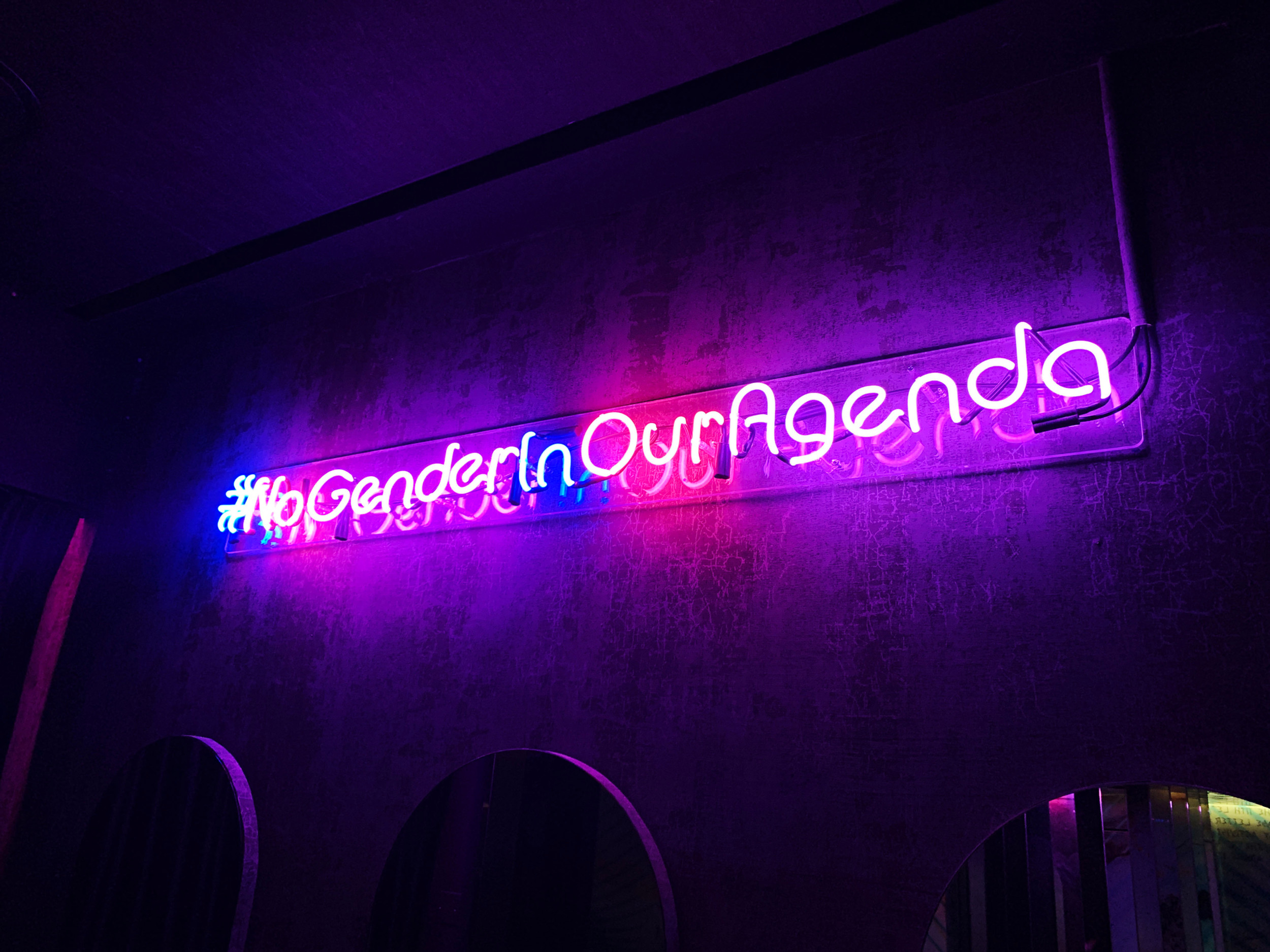 玻璃霓虹燈 | Amazingneon