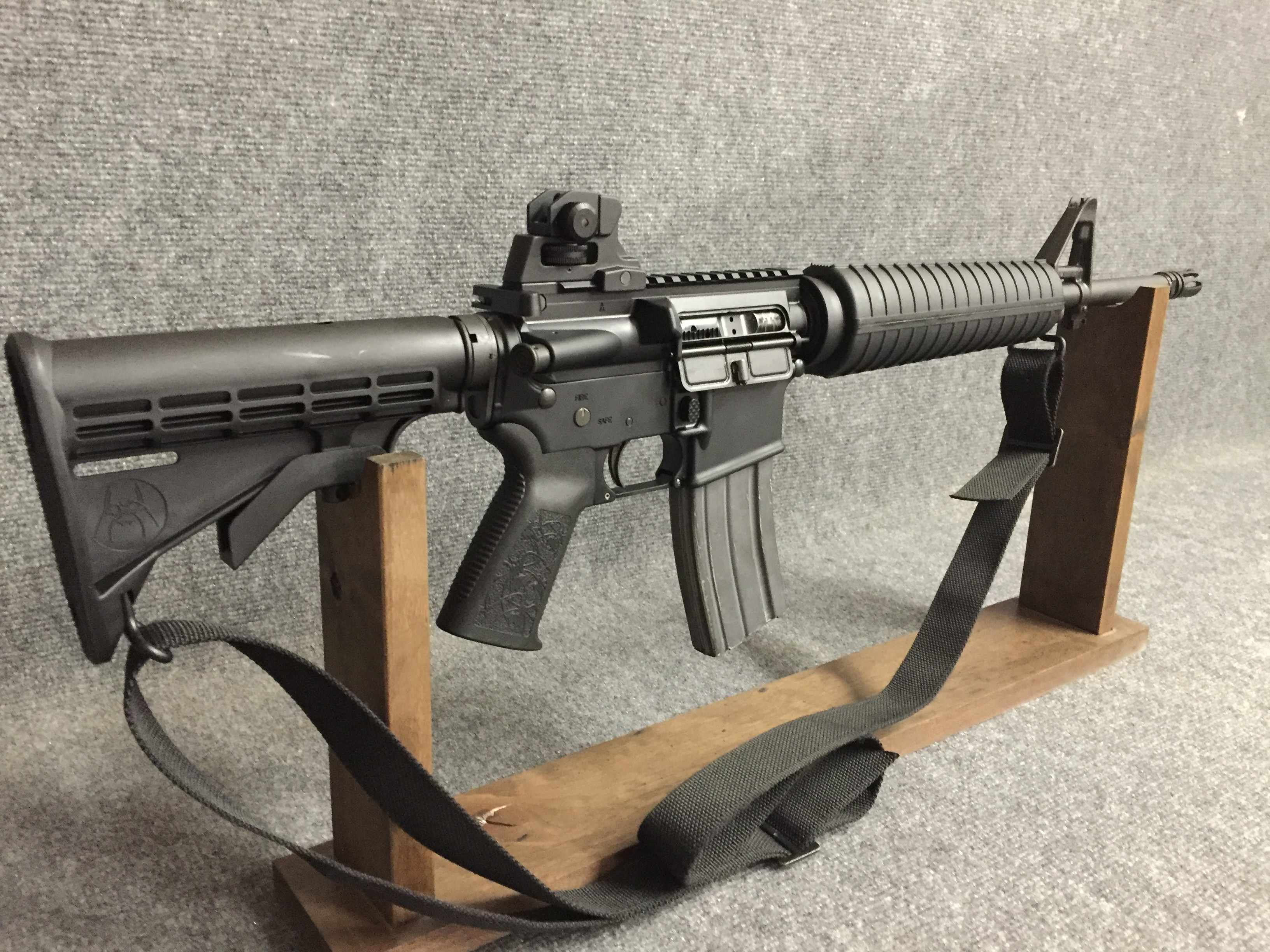 Spike's Tactical ST-15 LE Mid-Length