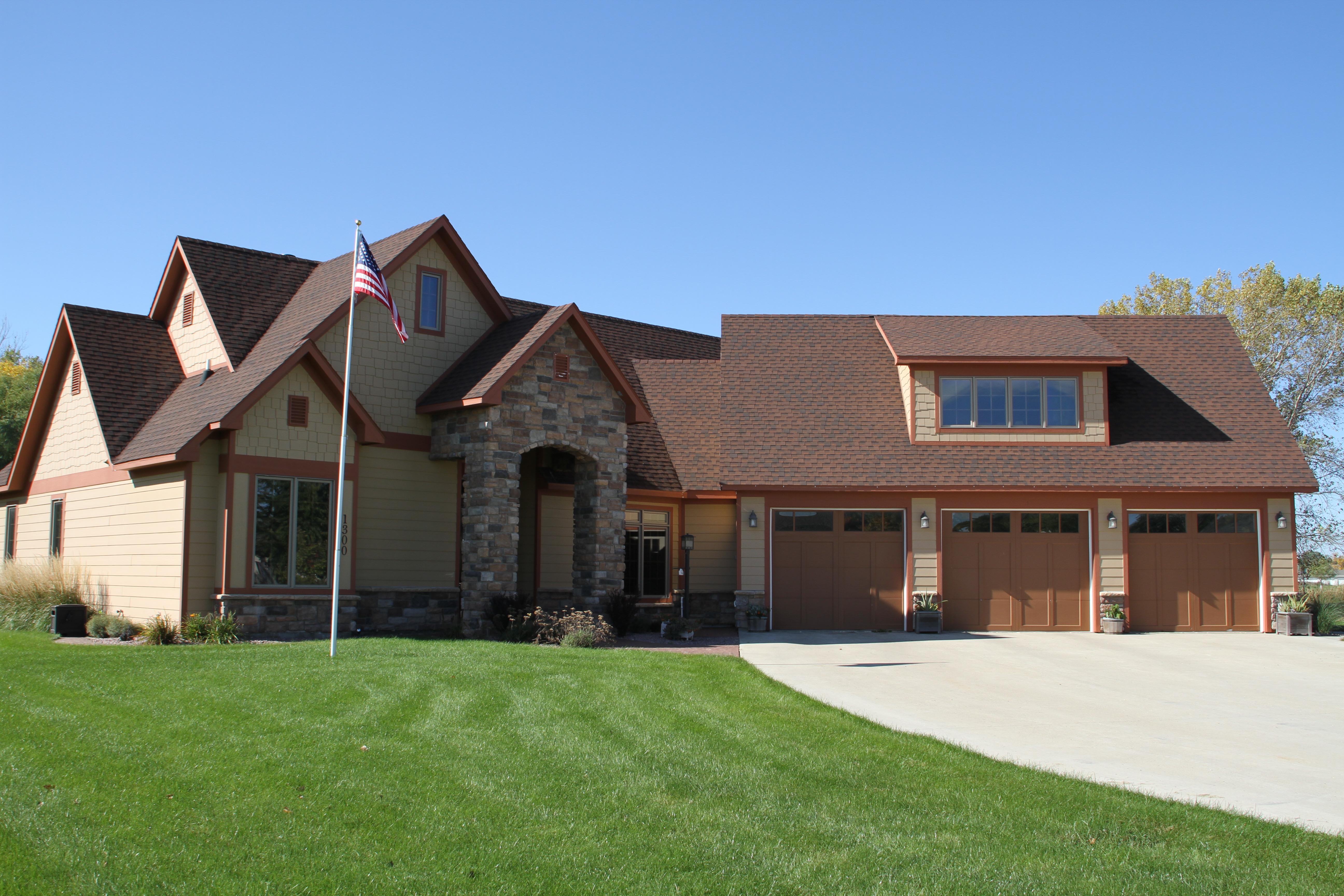 Houtman Construction - Brookings Home Builder