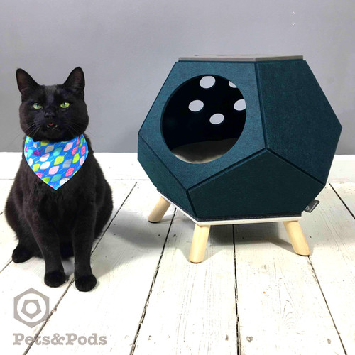 PENTO Modern cat house | UK | Pets and Pods Studio