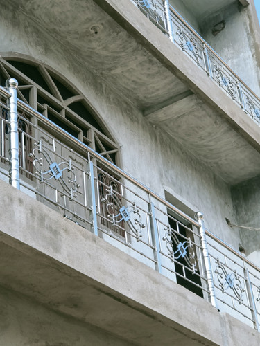 Modern Steel railing design for house front, Balcony SS Railing ...