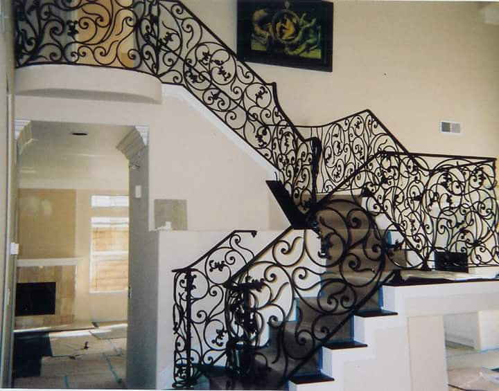 Interior iron stair railing | FabricatorIndia