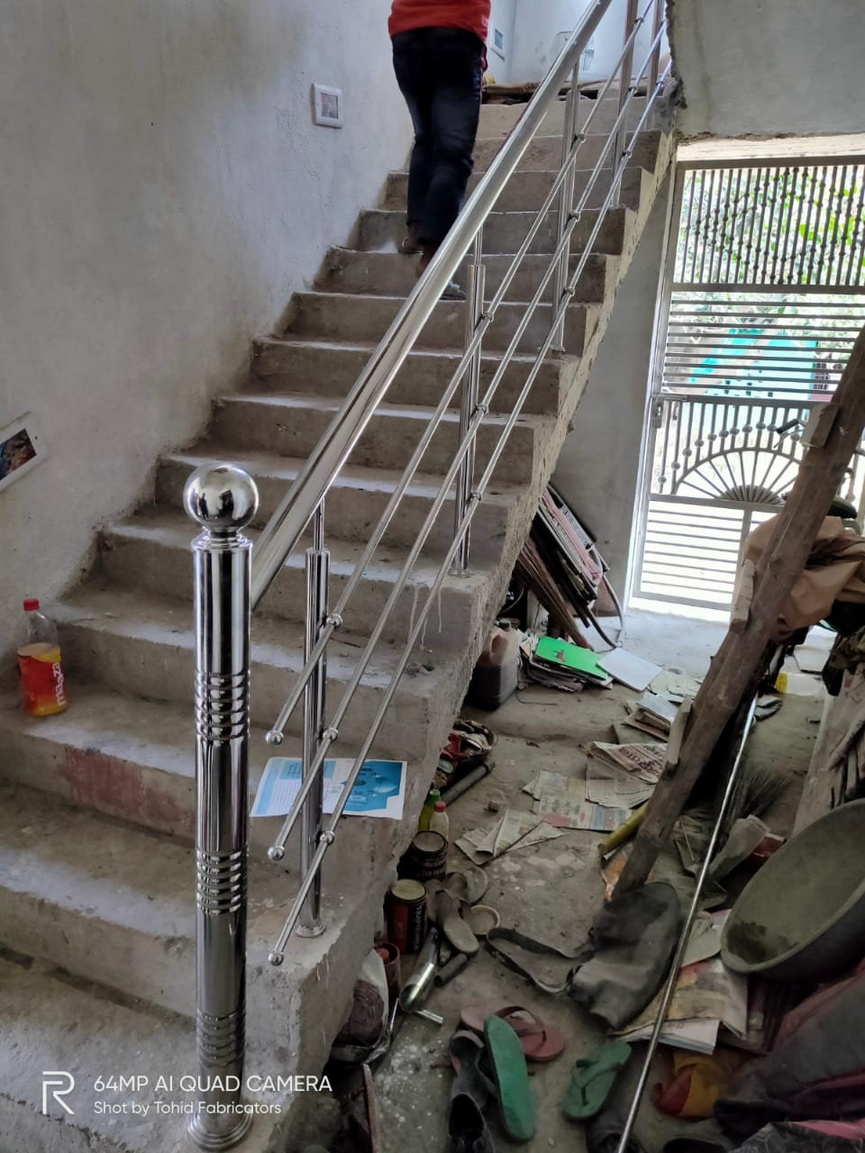 Simple stairs steel railing | FabricatorIndia