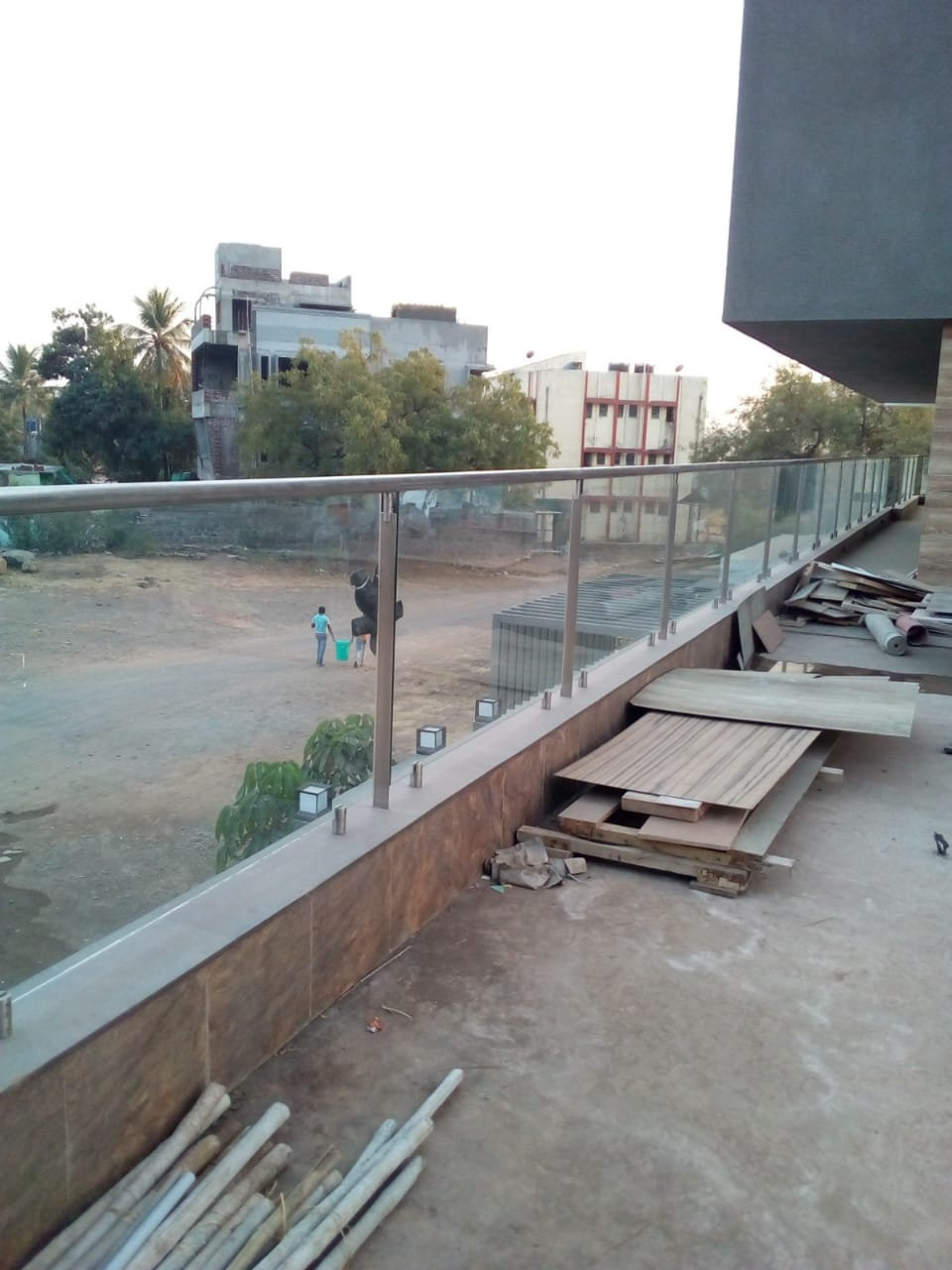 Tarrece glass railing | FabricatorIndia