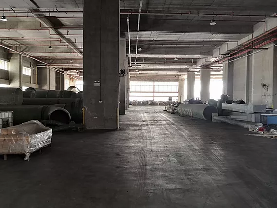 Warehouse with Dedicated Loading/Unloading Bays