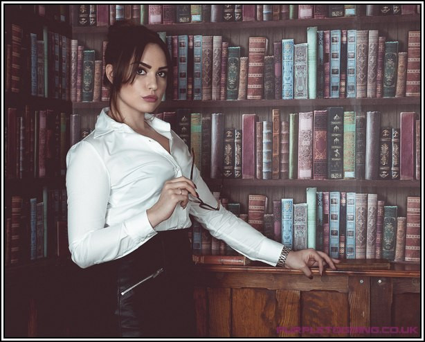 Fullscreen Page | Gynarchy Goddess