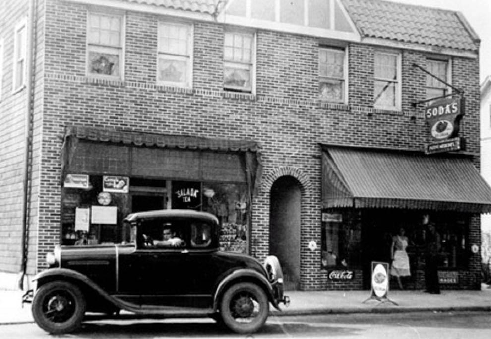 Shortrounds Deli & Catering