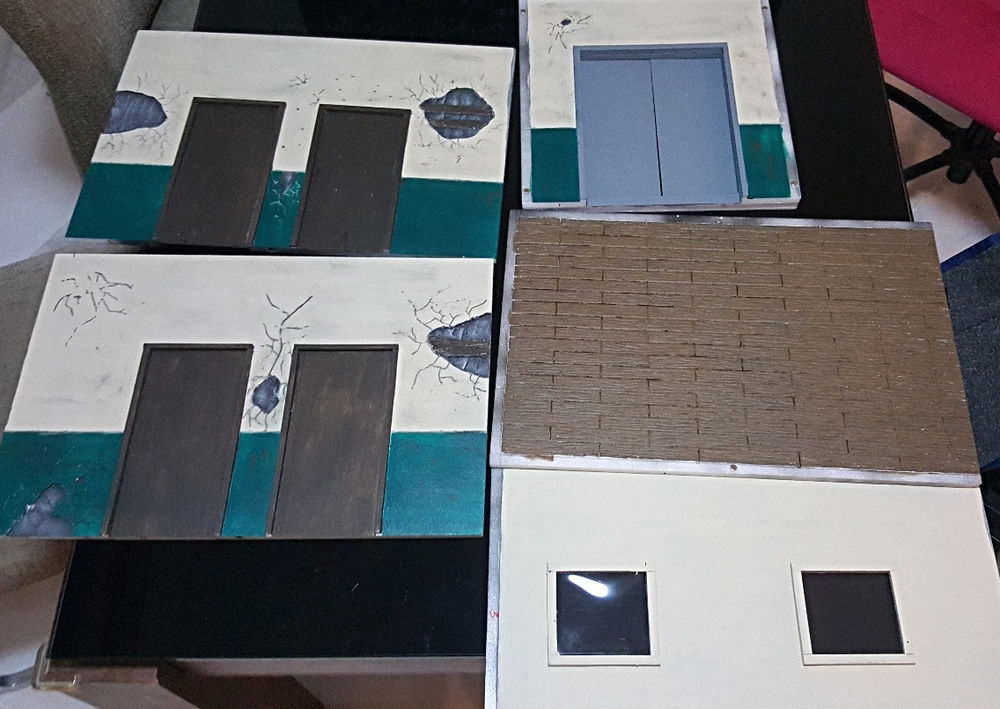 Custom 'Hallway' 1:12 scale diorama REVIEW