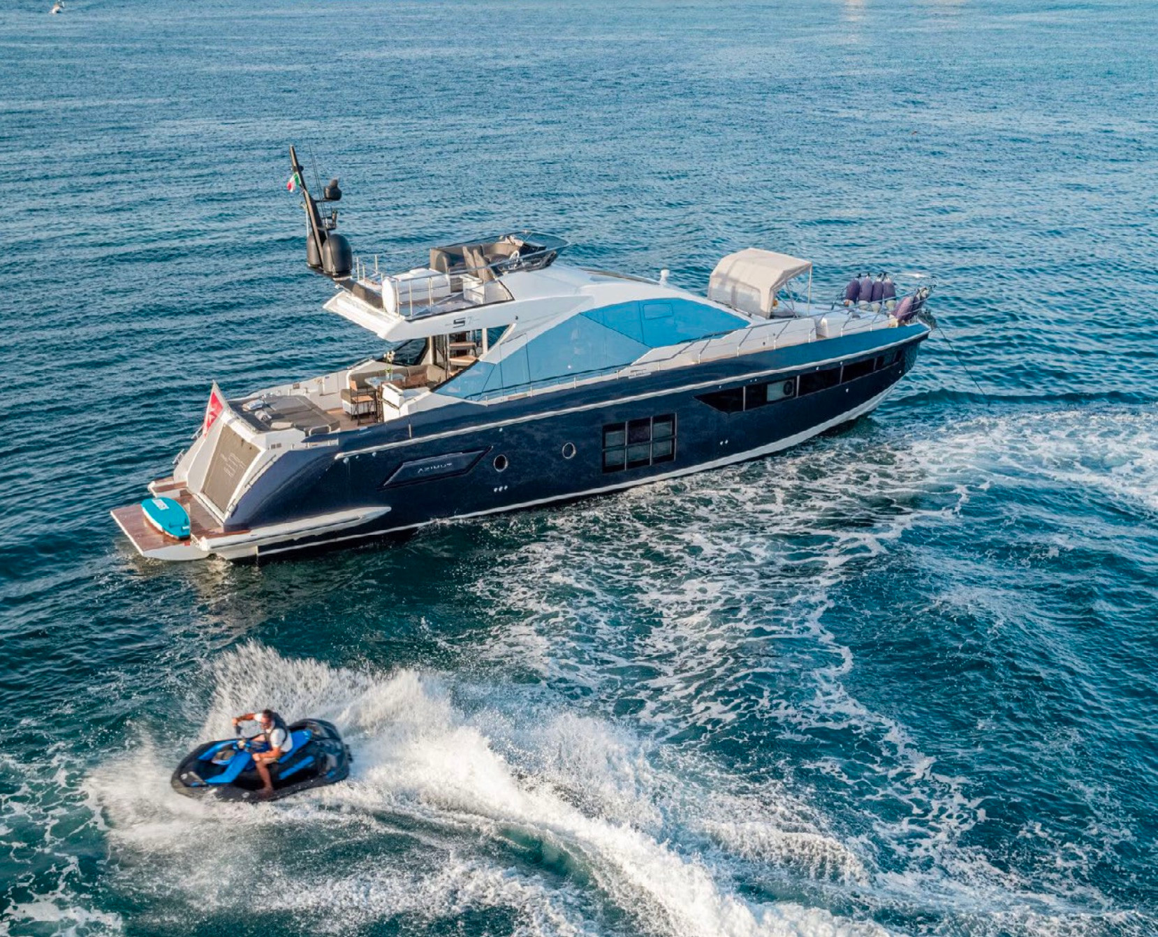 MANARA I Yacht for Charter - AZIMUT S7 - WYB