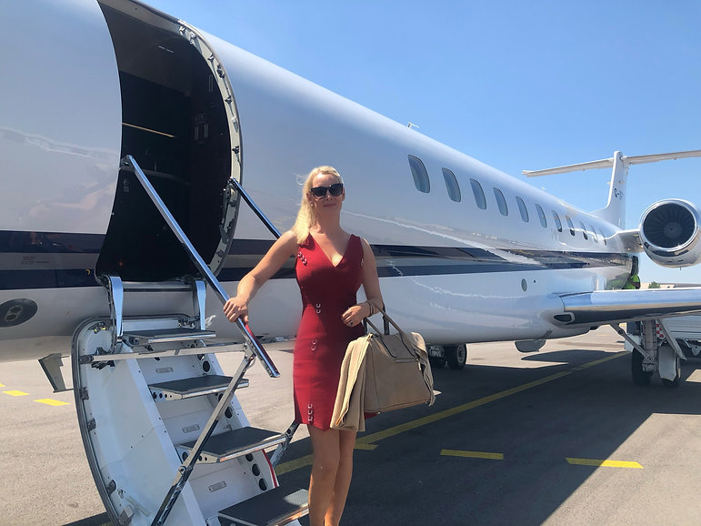 An award-winning German Mezzo Soprano | Friederike Krum
