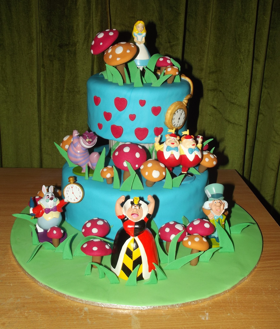 Everytime Cakes and toppers