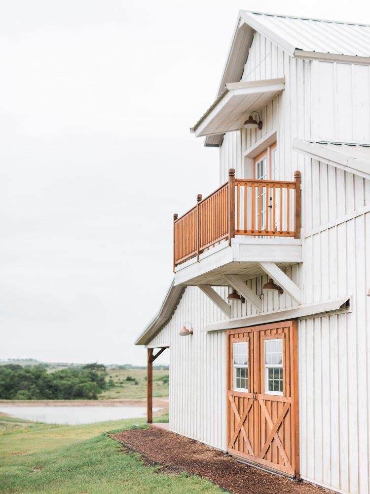 The Big White Barn - Wedding and Event Venue