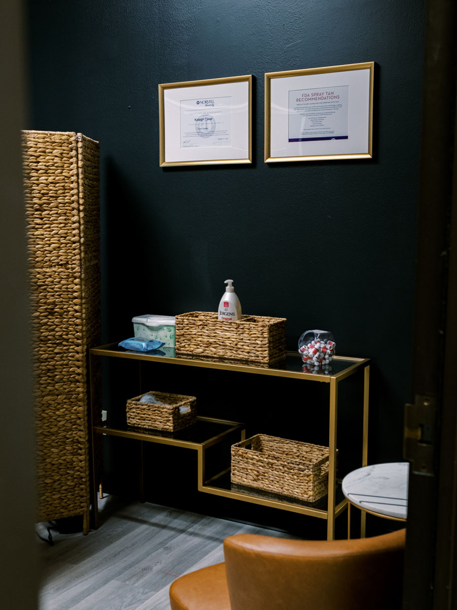 Heads Up, DFW! The Styling Stewardess is Now Offering Organic Spray ...