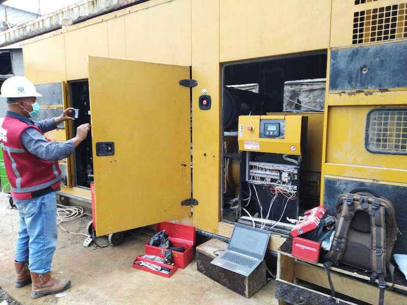 Tahapan Service Genset oleh Mekanik