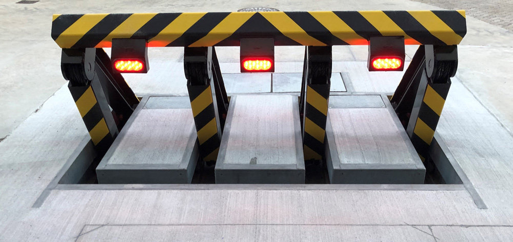 Sloan Electric Wedge Barrier, M50/P1 | Sloan Security Group