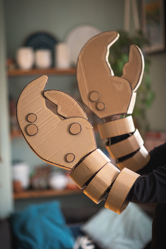 Create a Crab Claw! | Cardboard Adventures