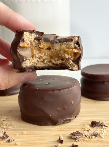 Chocolate Alfajores - Box of 6 | Di Blu Bakery