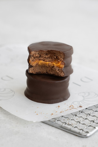 Chocolate Alfajores - Box of 6 | Di Blu Bakery