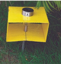Agriland Solar Light Sticky Trap
