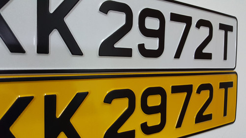 Euro Plate (White/Yellow Base) | sgcarplate