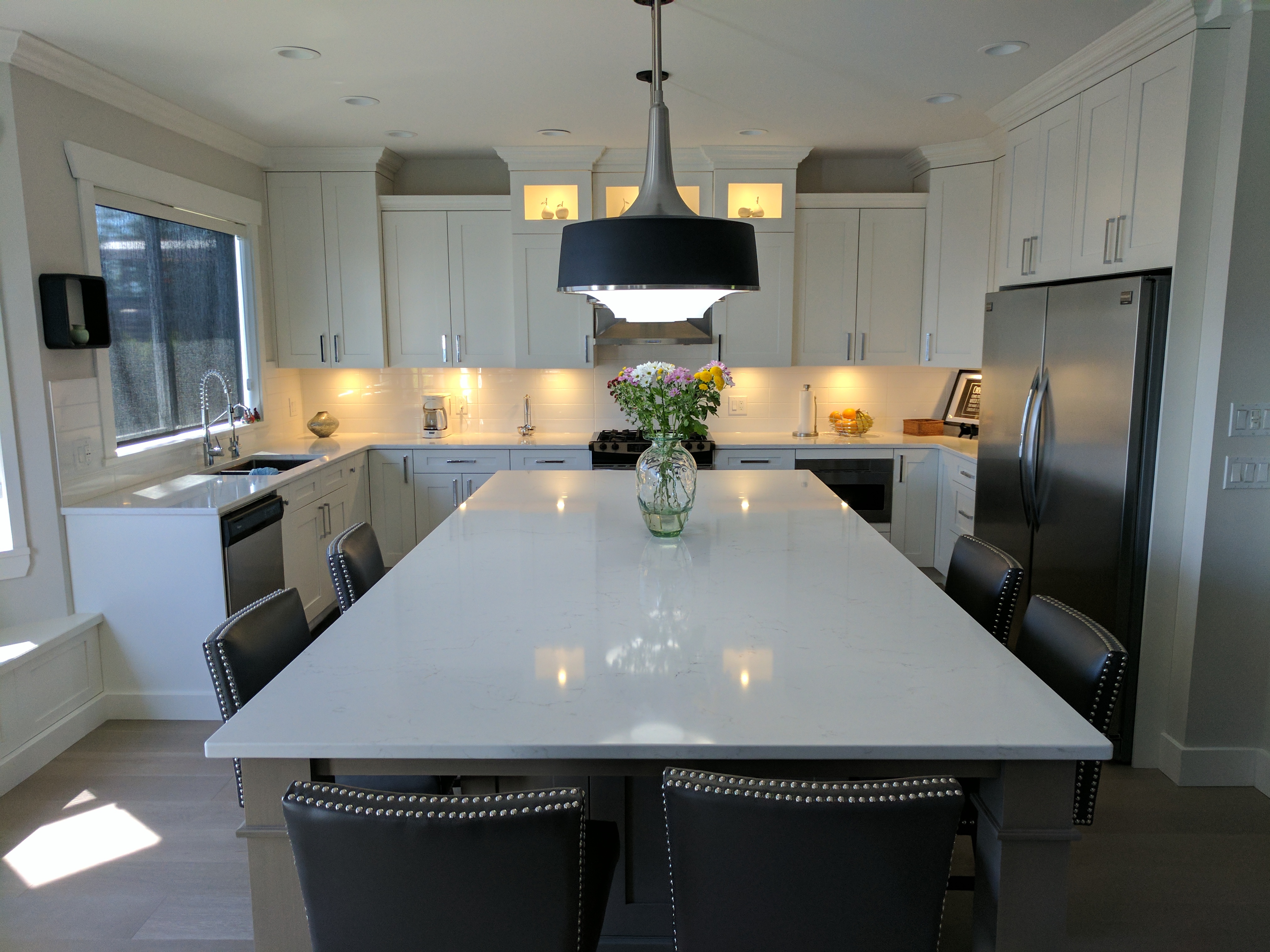Quartz Countertops | Black Pearl Granite Inc. | British Columbia