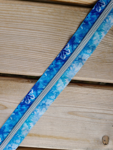 #5 Blue snowflake tape w/ silver teeth | Renmae Designs