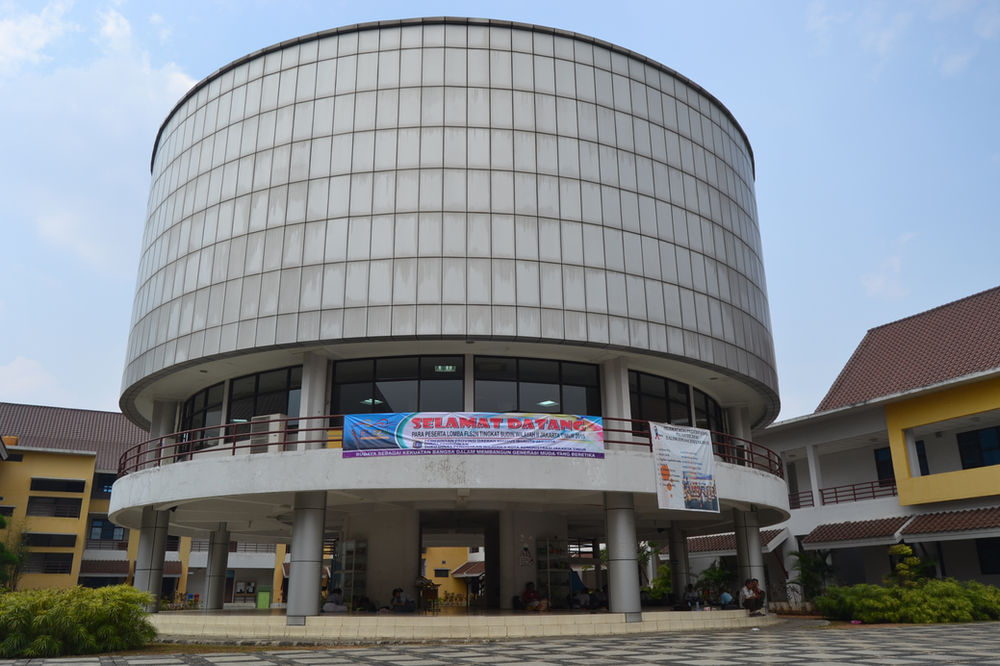 SMANU MH Thamrin Menjadi Tuan Rumah FLS2N Jakarta Timur