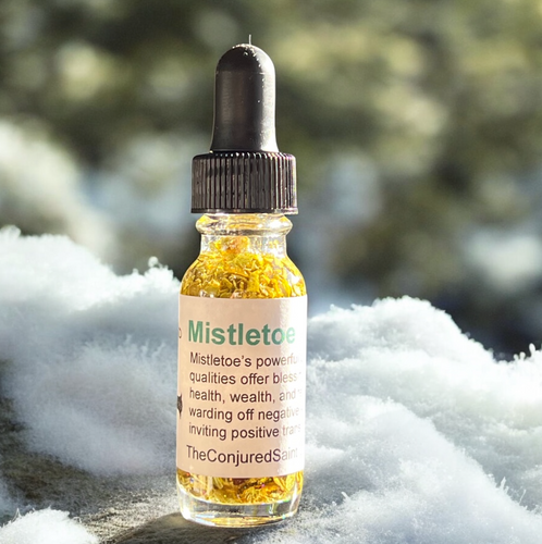 Mistletoe Magick Oil - Kissing Magic, Blessings of Health, Wealth, and ...