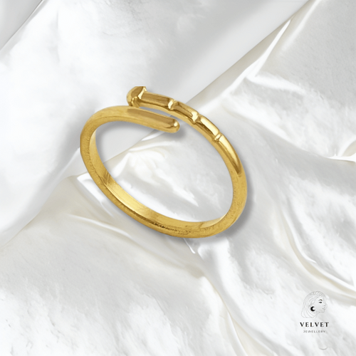 Laura Ring | Velvet Jewellery