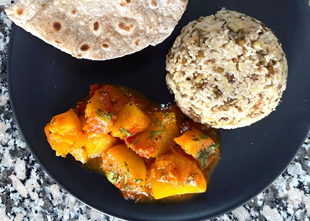 Gujarati Onion & Potato Curry Recipe| Kanda Bateta Nu Shak | Onion ...