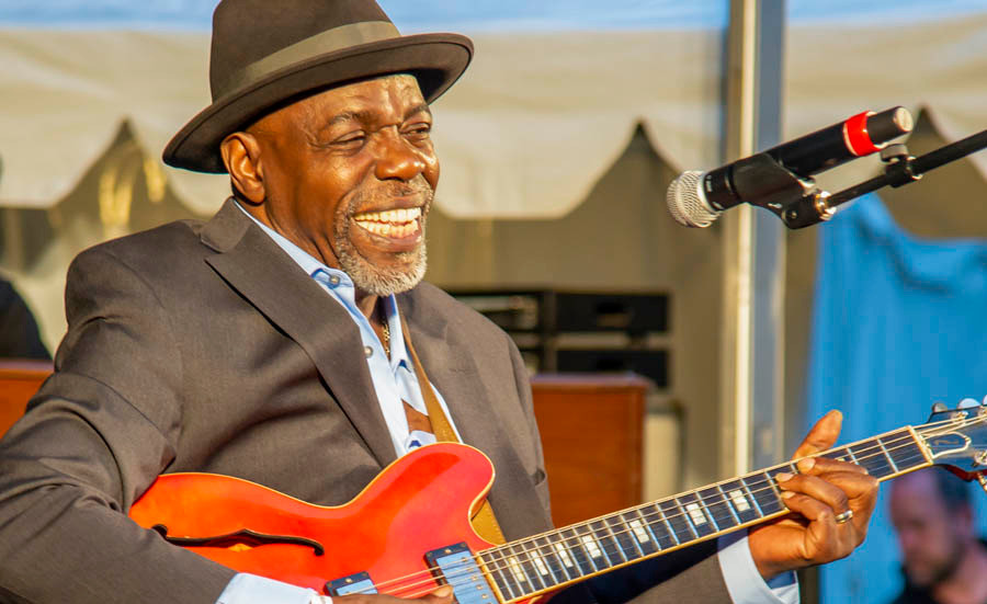 Blues in Chicago | Club Guide, Interviews, Shows and more.