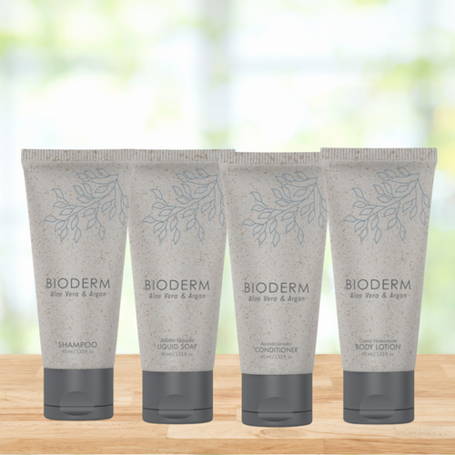 200 Bioderm 40ml. Incluye: Shampoo, acondicionador, Crema y Gel de Duch ...