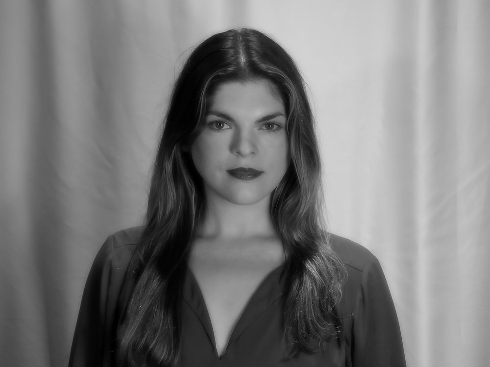 Meet Allison Andrews as Queen Elizabeth I in THE PIRATE QUEEN